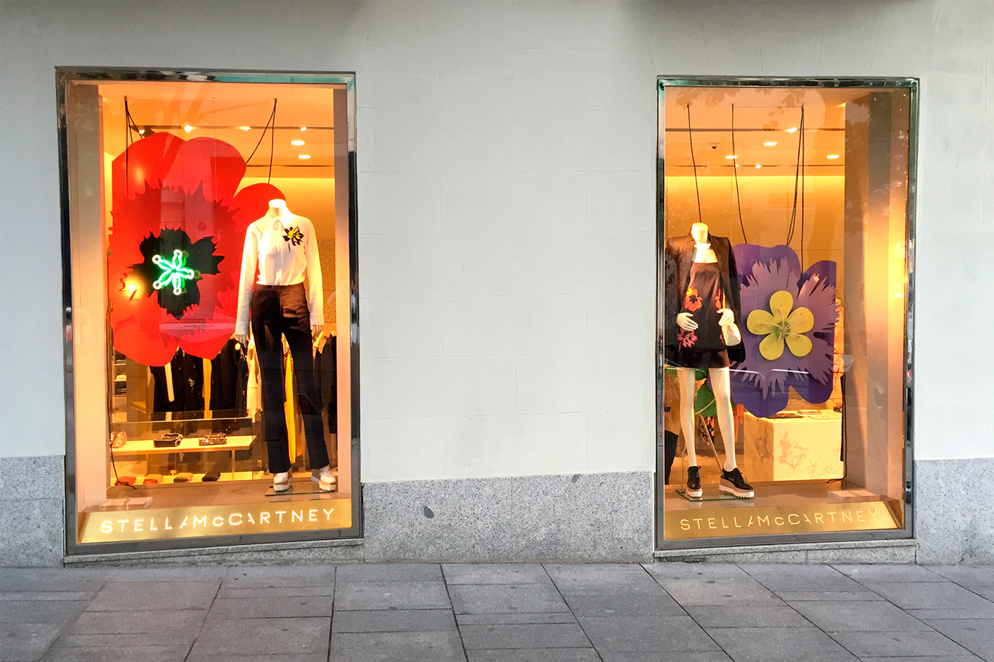 Escaparates de Stella McCartney en España by INSTORELuxury Retail