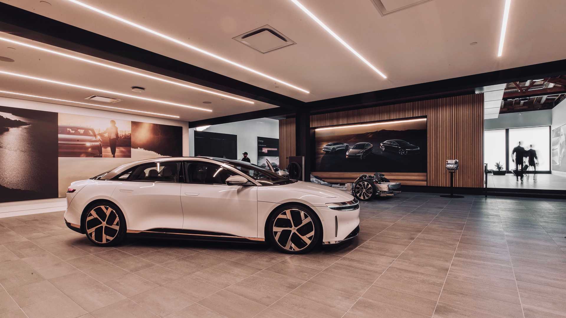 Lucid Motors, Beverly HillsLuxury Retail