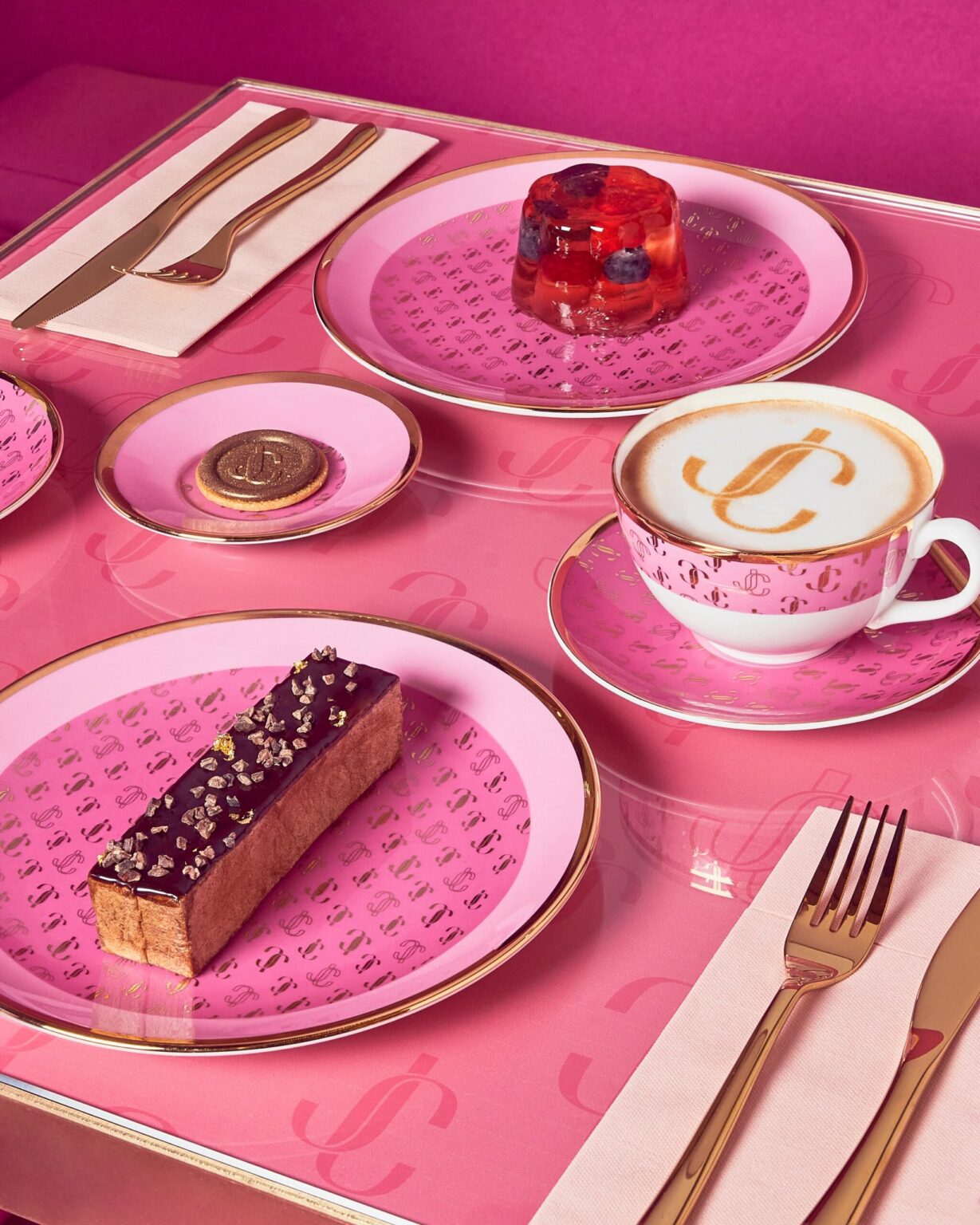 "Choo café" de Jimmy Choo en HarrodsLuxury Retail